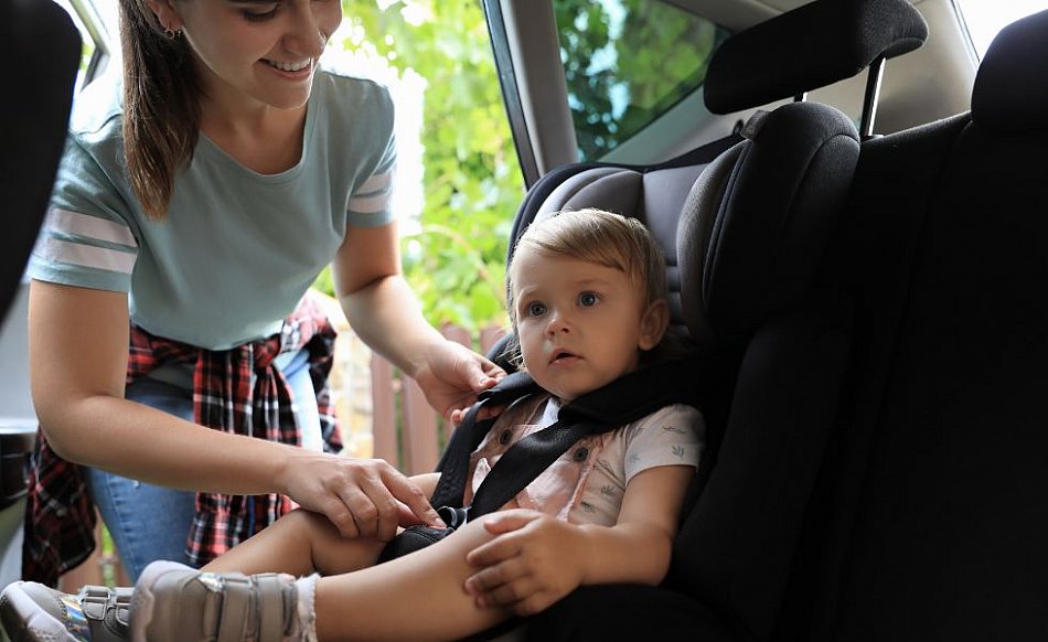 FableKids Kindersitze Kinderautositz mit Isofix 360° drehbar ...
