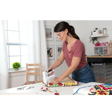 Black and Decker BCN115-XJ 3.6V Cordless Staple Gun Hobby Craft Powered ...