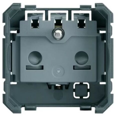 Hager WXF100 Gallery socket 2P+E 16A