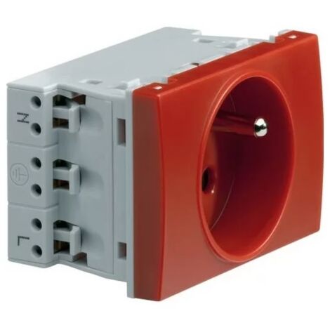 Hager WS131 2P+E keyed socket - Systo - 16A