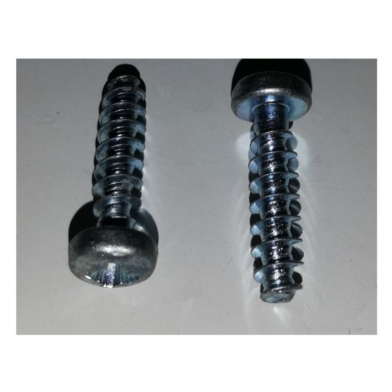 Yamaha 3VL-H4761-00 Polyplast-Schraube (x2) 4x16 Rücklicht CW 50 98