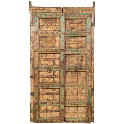Ancient door in wood and iron Medieval nailed solid wood door Vintage ...