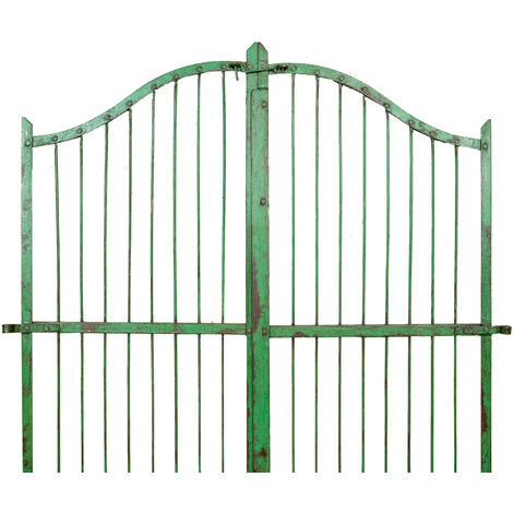 Iron gate, one piece