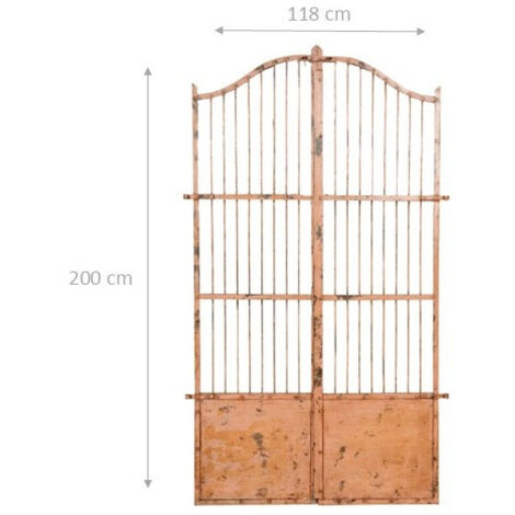 Iron gate, one piece