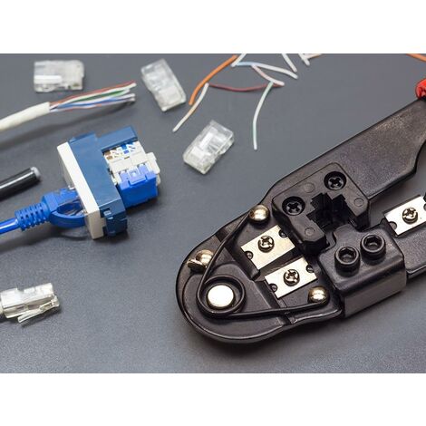ATTREZZO DI CRIMPATURA PER CONNETTORE MODULARE 8P8C (RJ45)