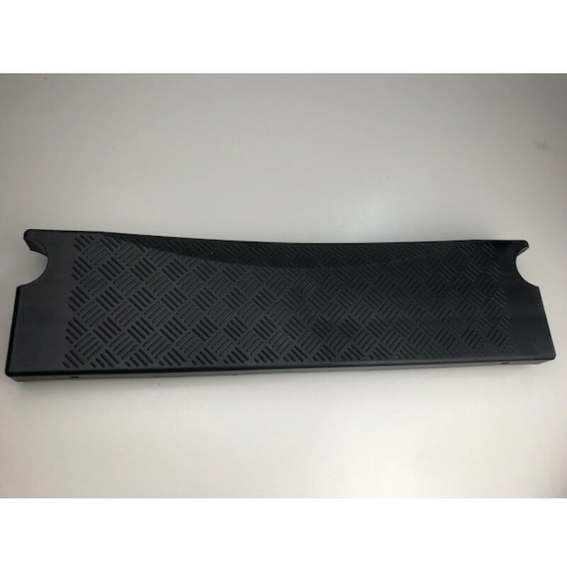 Gradino in copolimero nero pedata da 130 mm per scaletta piscina Pools