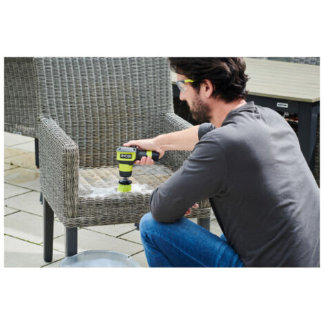 Pack RYOBI 4V Brosse motorisée RSCR4-0 - 1 Batterie 3,0Ah - 1 Câble USB