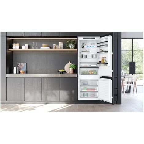 Frigorífico combinado empotrable de 381 l con pantógrafo - KB96NNSE0 ...