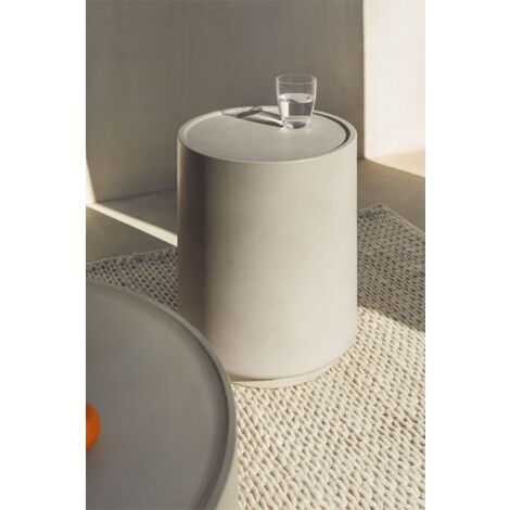 SKLUM Runder Gartentisch Ø35 cm aus Zement Darwys