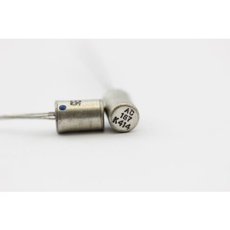 Transistor AC187