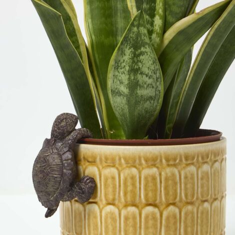 HOMESCAPES Tortoise Pot Hanger Decoration