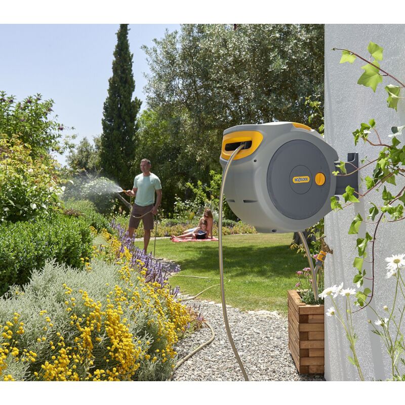 Auto Reel 20m wall mounted hose reel Easy to Install Lock Auto rewind Ready to use Reel With Nozzle Fittings Hozelock Hose and Accessories Included