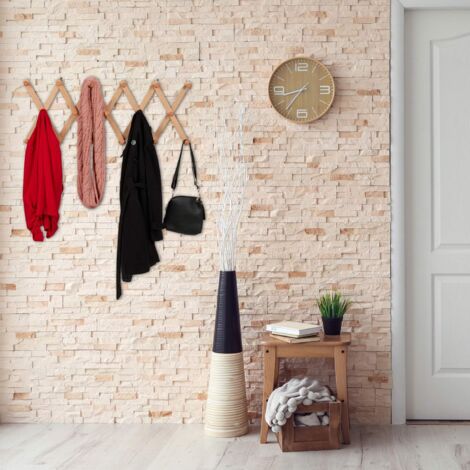 Cintre mural rétractable en bois