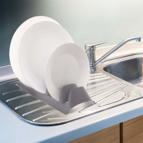Plate organizer in gray plastic holds 8 plates