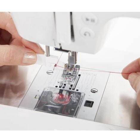 Machine à coudre poids plume Singer C240