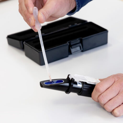 PCE Instruments PCE-032-LED Brix Refraktometer mit LED-Beleuchtung