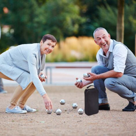 Set of 8 boule balls