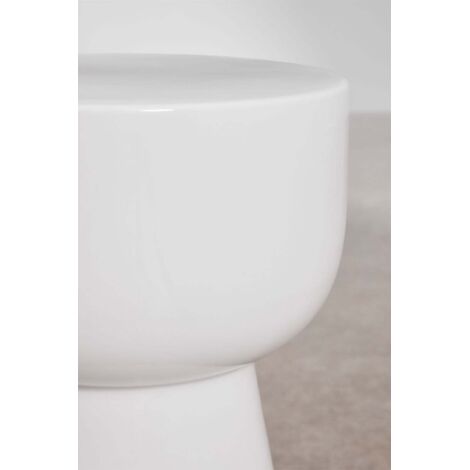 Petite table basse ronde en dolomite blanche Kaly SKLUM au style épuré ...