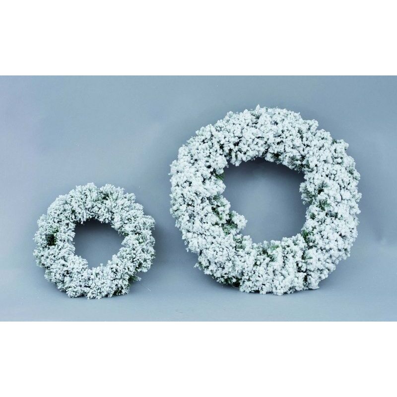 Corona de PVC verde nevado de 50 cm.