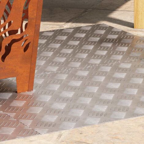 Checker Plates 4 pcs Silver 80 x 50 cm Aluminium CFW804091