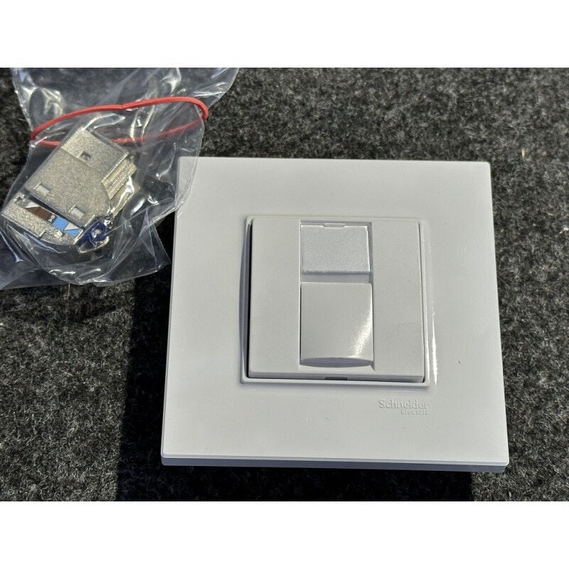 Prise reseau RJ45 cat 6A STP blanc polaire complet avec support et ...