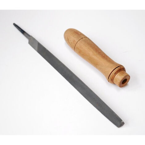 Lime triangulaire à métaux batarde 15x200mm manche en bois DERANCOURT