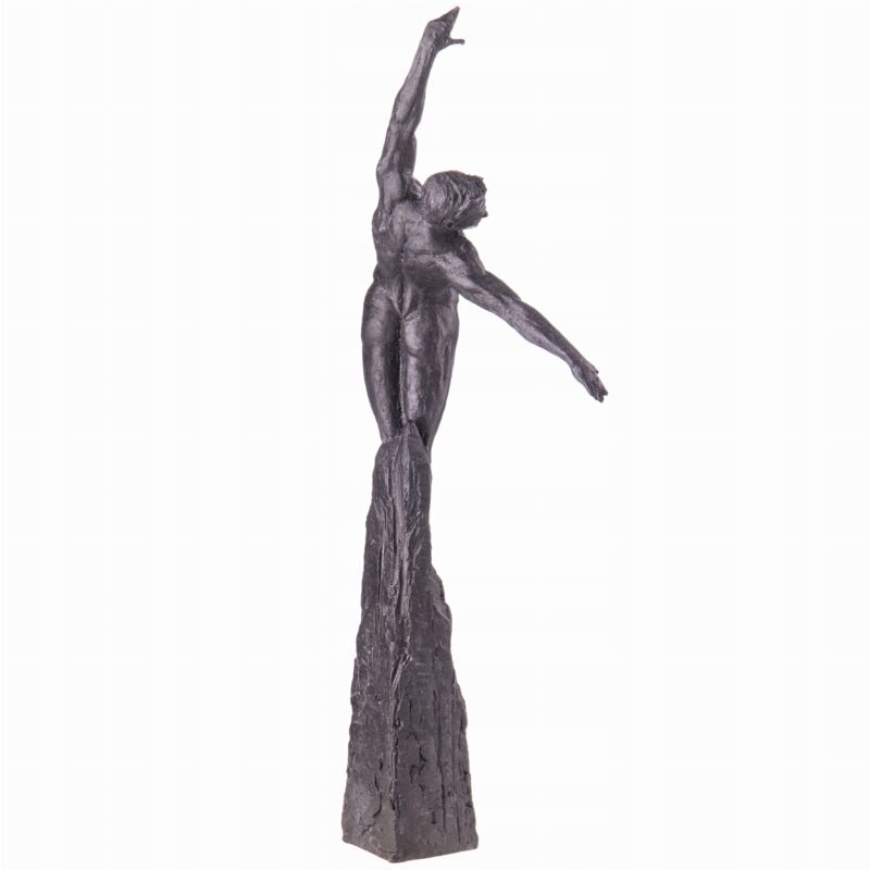 Sculpture élégante d'un homme en résine de polyester