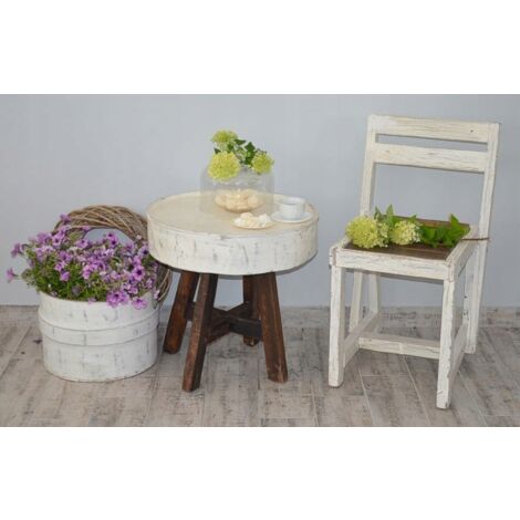 Meuble TV fonctionnel : Design rond et rustique avec base en métal