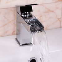 L Shaped Bathroom Suite Close Coupled Toilet Basin RH Bath Taps