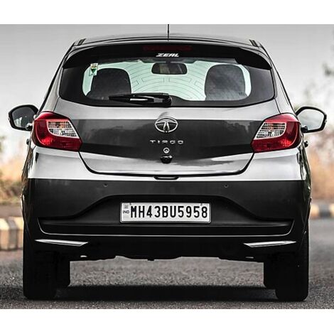 Tata Tiago – Chrom-Heckklappenverkleidung
