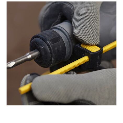 STANLEY FatMax Kit SVK200 (SFMCH900 SFMCD711 2 x 2,0 Ah Chargeur 2 x ...