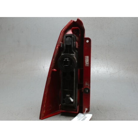 Feu arriere droit Ford Focus Clipper pour reparation carrosserie break ...