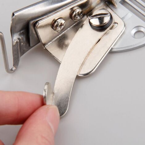 Plaque Aiguille Guide de Biais Angle Droit pour Surjeteuse 30 mm A10