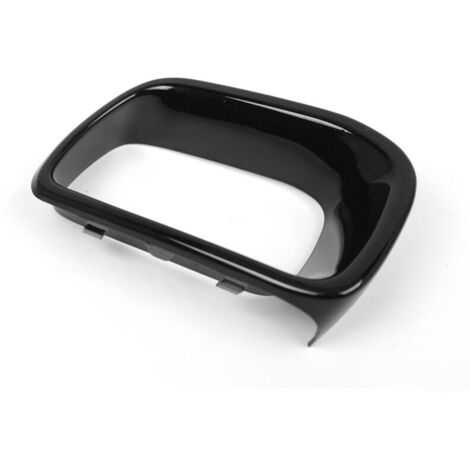 Lower air conductor compartment is located for the shock absorbers of ...