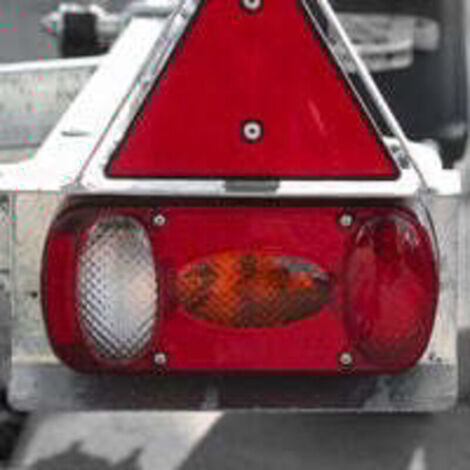 2-piece rear light kit AND 5m 7-pin cable with 2 x 5-pin connectors ...