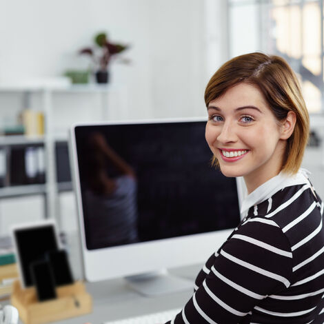 Relaxdays Station de recharge en bambou, plusieurs appareils, tablettes ...