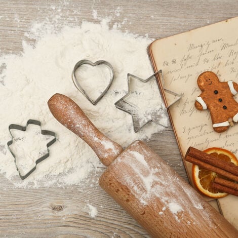 Relaxdays Cookie Cutter, Set of 36, for Every Season, Biscuit Mould ...