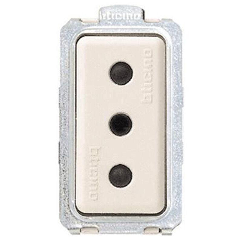 Prise Bticino magic petite 2P+E 10A 5113