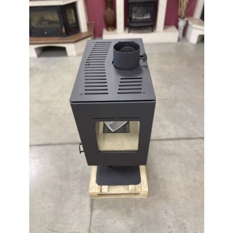 Estufa de leña con potencia de calefacción 13 kW Panorama Modelo Prity PM3L-TV