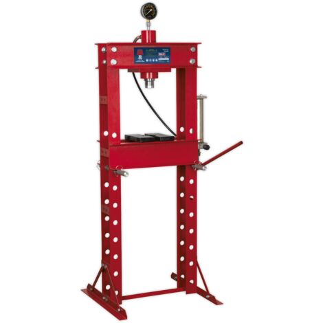 Hydraulic floor store