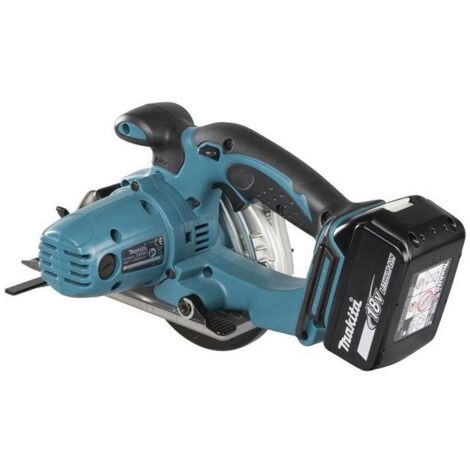 Scie circulaire Makita 18V pour couper le bois dur sans difficulte ...