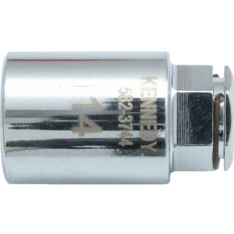 Spanners and sockets