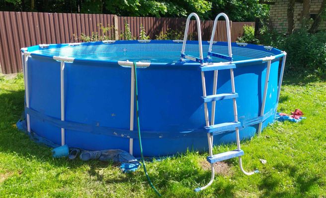 Piscine tubulaire rectangulaire Intex Graphite 4 x 3 x 1,24 m