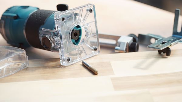 Comment choisir son affleureuse