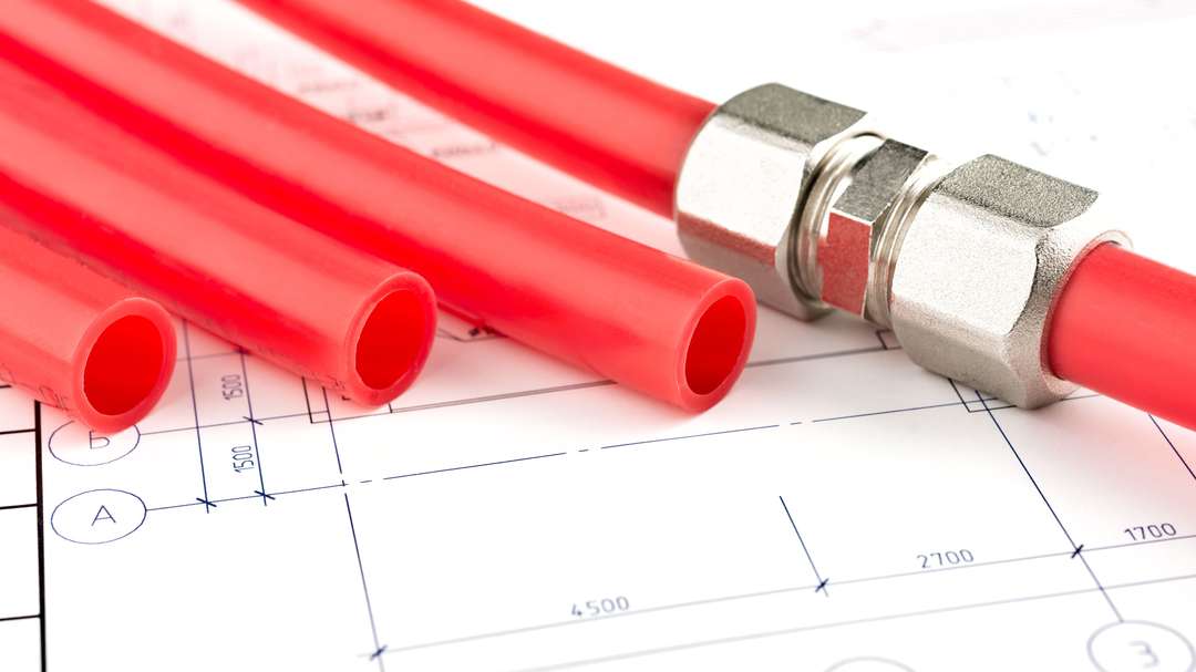 ¿Cómo colocar un racor PER de compresión?