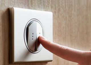 So wird ein Schalter angeschlossen