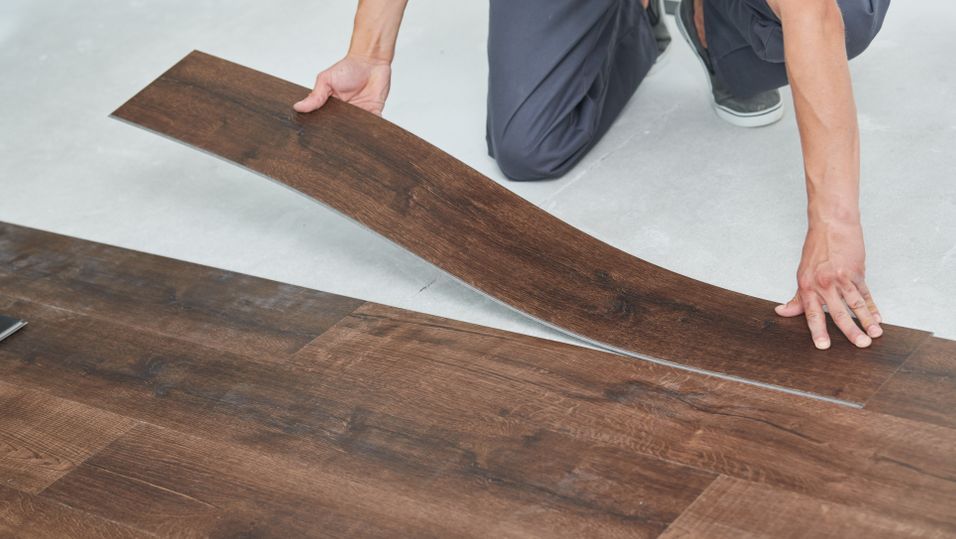 Todo sobre los suelos de PVC: baldosas y lamas