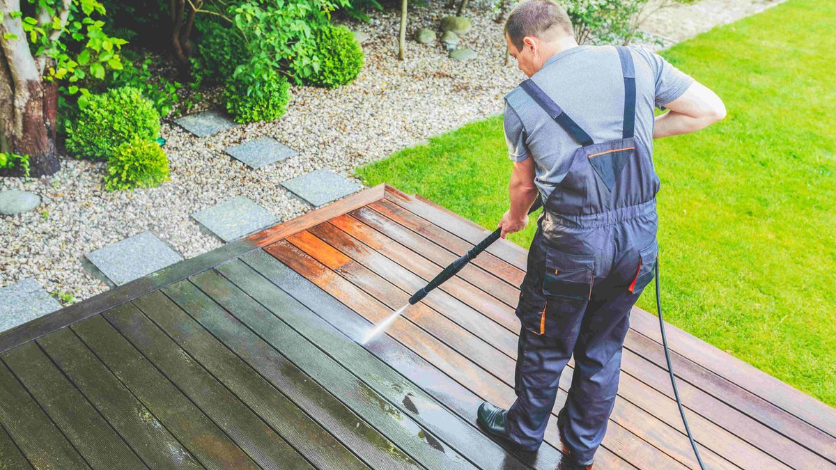 How to clean a patio or deck