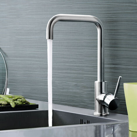 Single lever kitchen taps