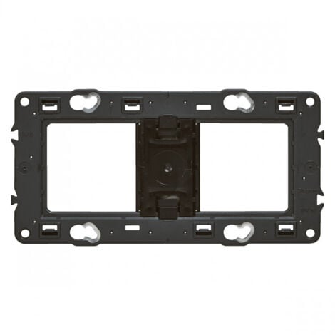 Support pour interrupteur et prise